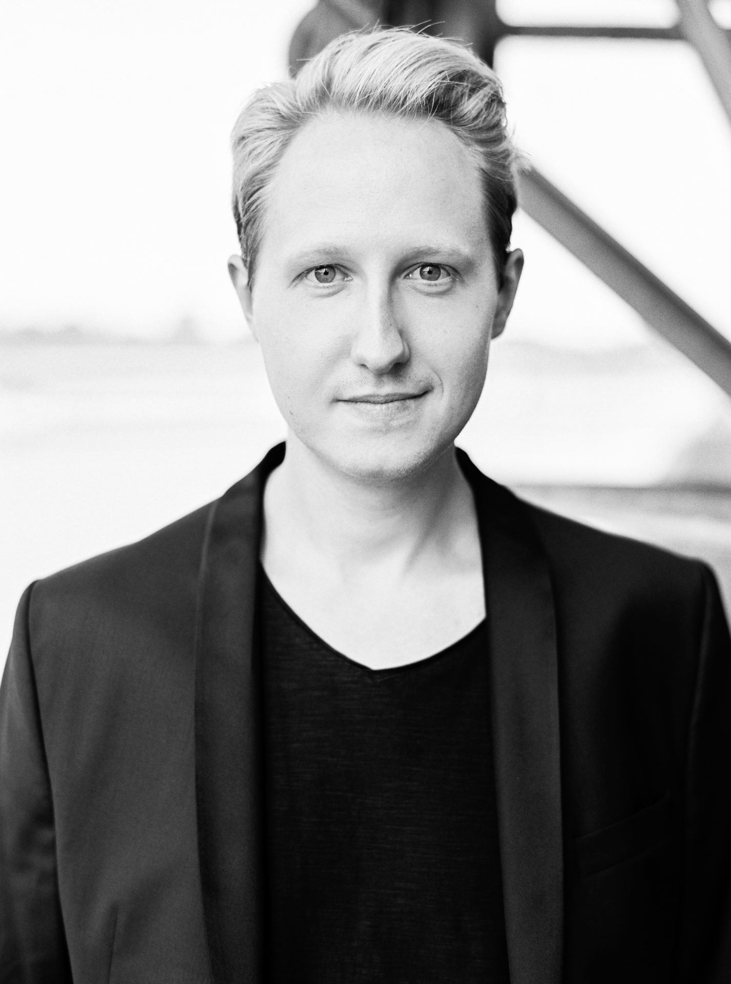 Wolfgang Resch - Esther Schollum Artists Management Wien